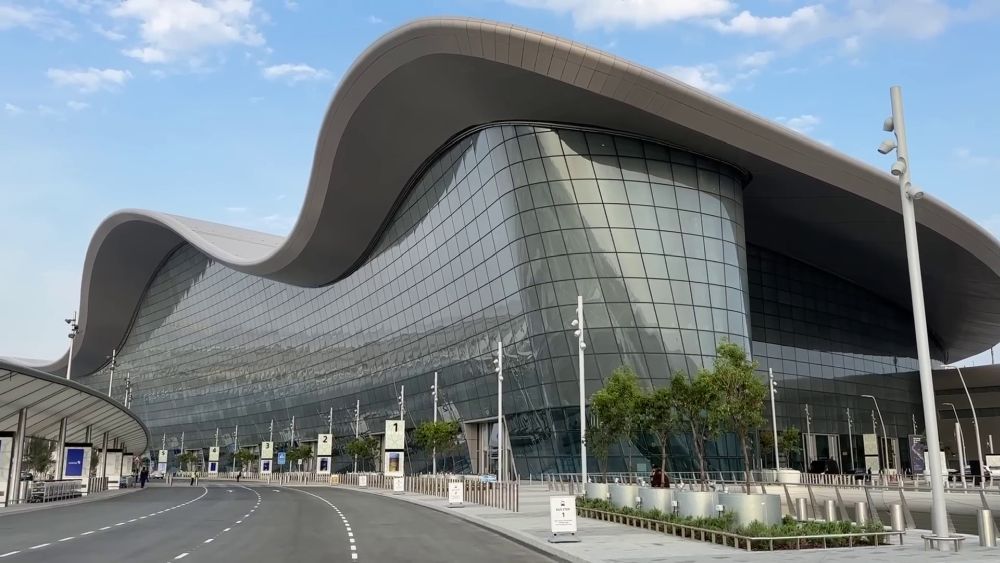 Abu Dhabi's Terminal A Soars into the Future - Articles